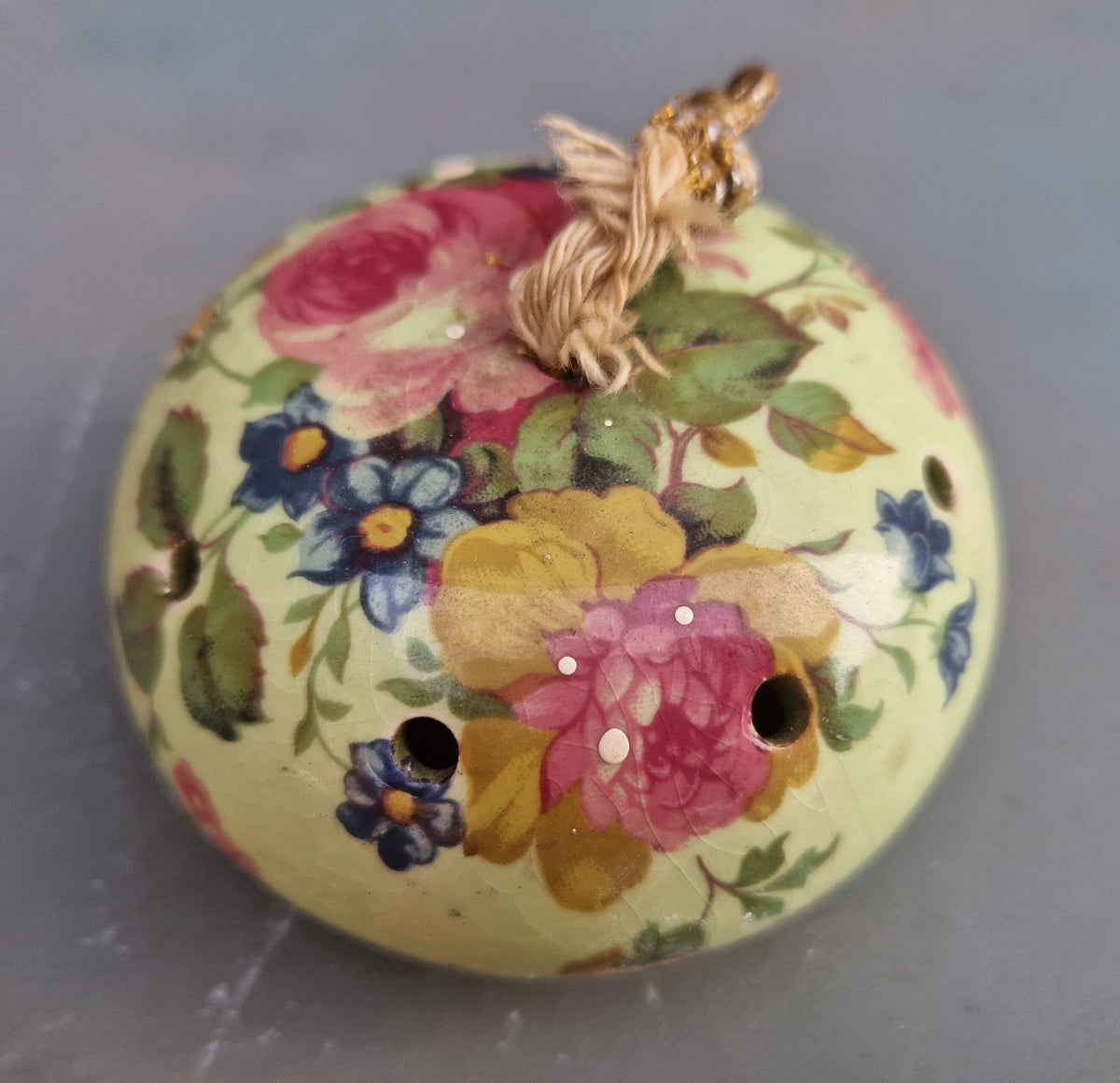 Ye Olde Ceramic Pomander, Aidees of Torquay Bovey Tracey Devon Rose Fl ...